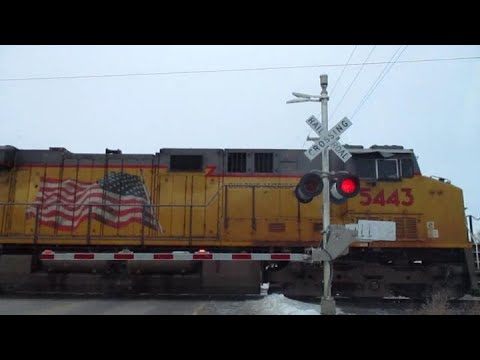 UP 5443 North MEWSS Filmed Near Medford MN Awesome K5HLA Horn (2-10-2022) - YouTube