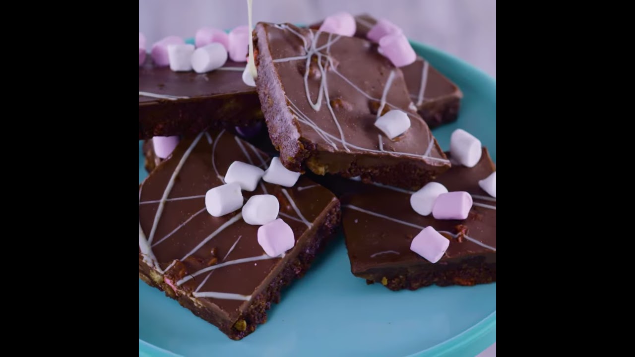 Rocky Road Biscuit Cake - Centra Ireland - YouTube