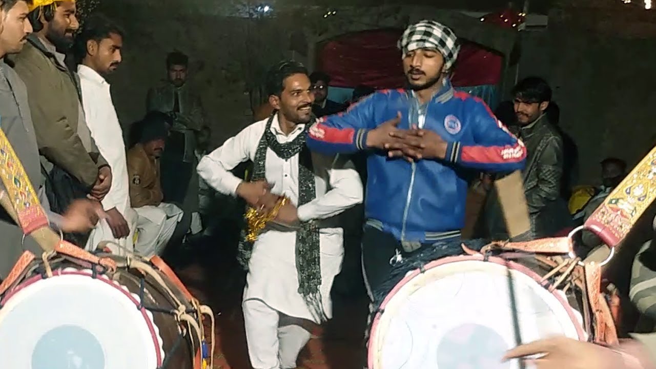 Mehndi Dance, wedding dance, Pakistan mehndi dance, group dance - desi ...
