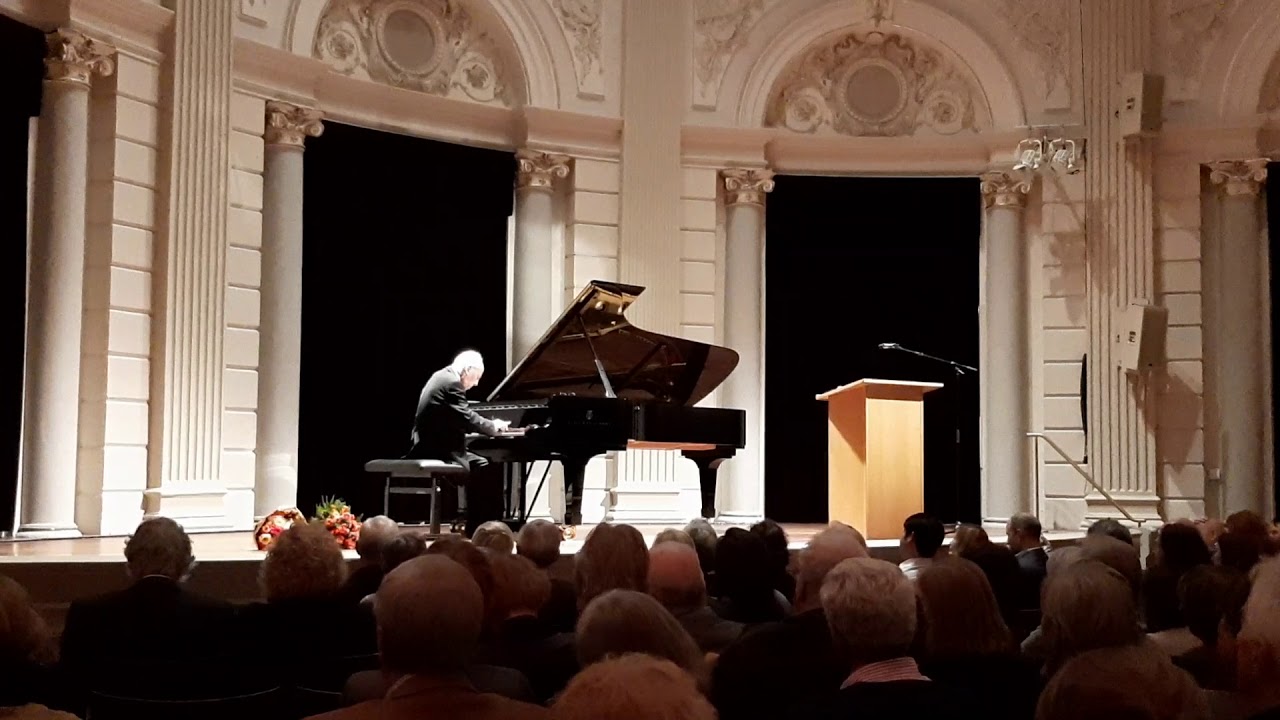 Willem Brons plays encore - YouTube