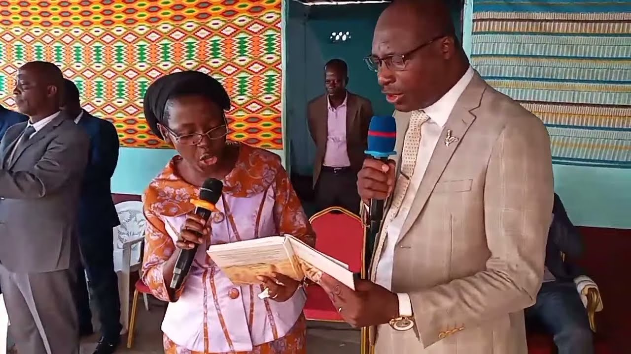 L'Epée du Roi | Pasteur Clément Kasongo - YouTube