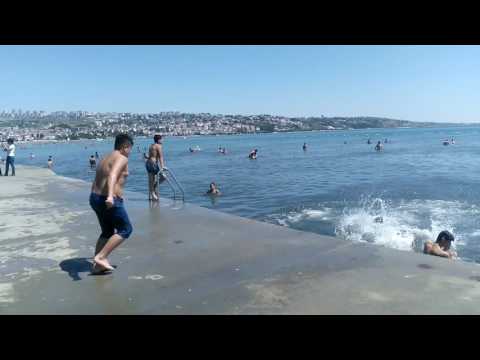 Büyükçekmece sahilde takla atma yarısı (1)