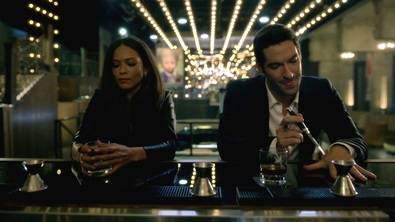 Mazifer 1x11 - Mazikeen running into Lucifer at the club after her walk ...