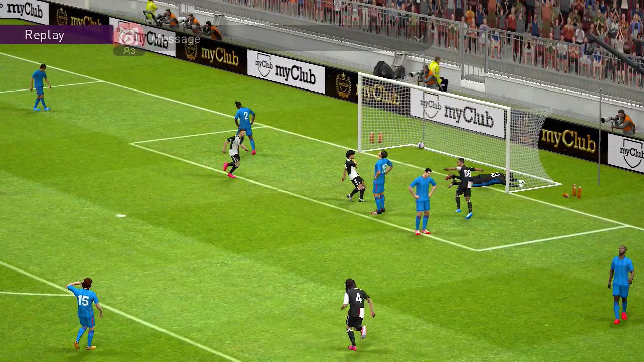 Playing Pes 2020 - YouTube