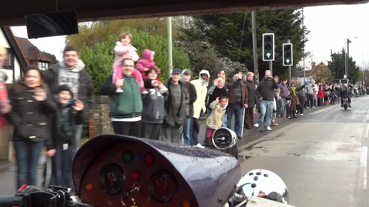 Reading Toy run 2011 view from 1974 purple WV Beetle lead trike! - YouTube
