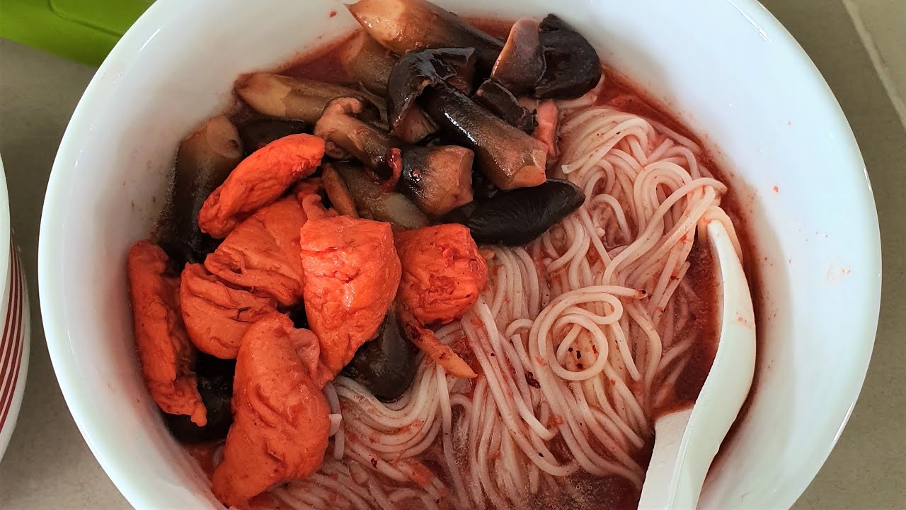 Red Vinasse Mee Sua | 红糟面线 - YouTube