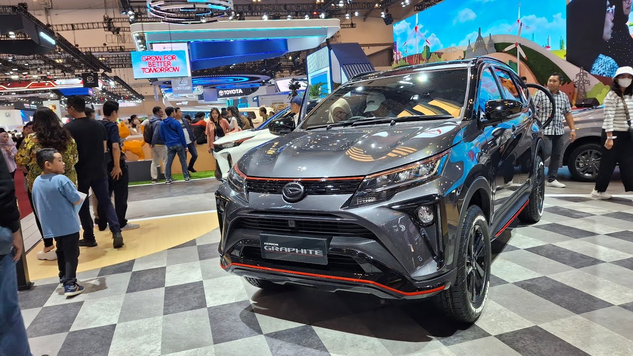 Daihatsu All New Terios Graphite di GIIAS 2024 - YouTube
