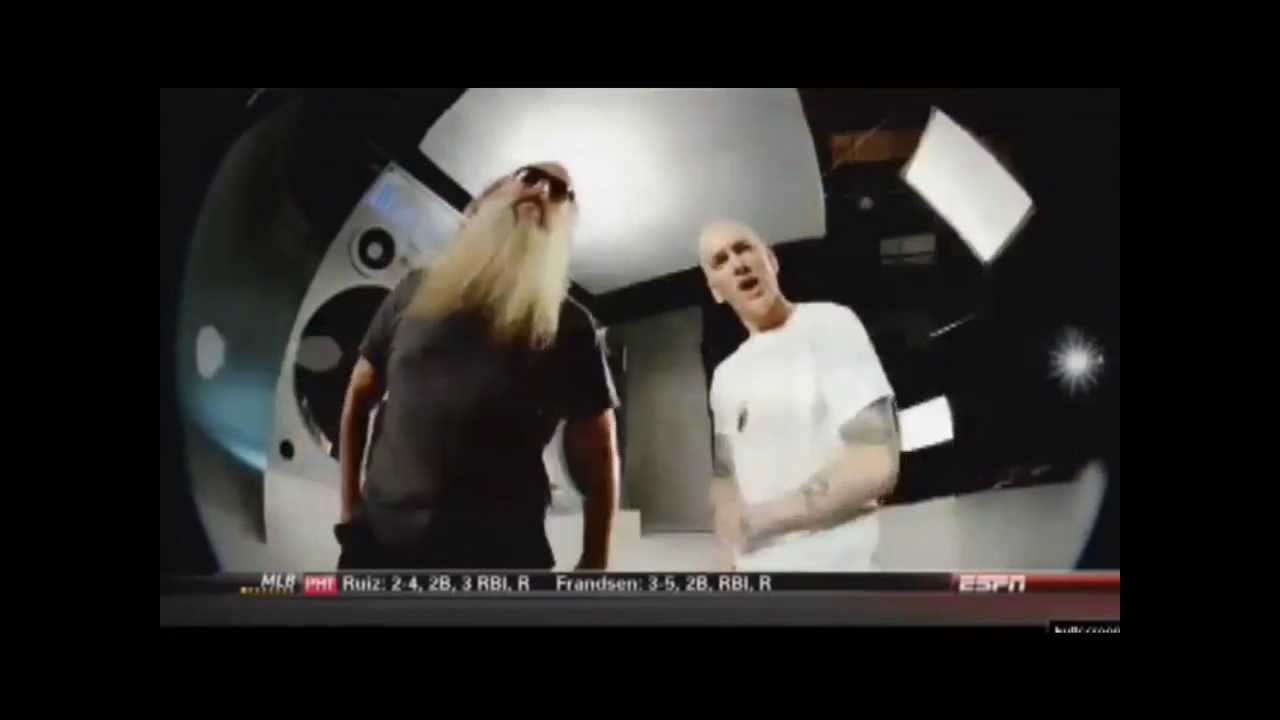 Eminem Berzerk Music Video Sneak Peek On ESPN (Uncensored) HD - YouTube