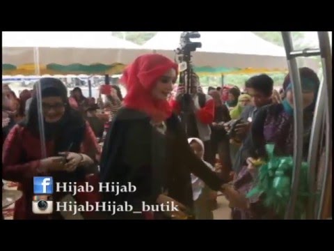 GRAND OPENING HIJAB HIJAB WITH ZASKIA SUNGKAR