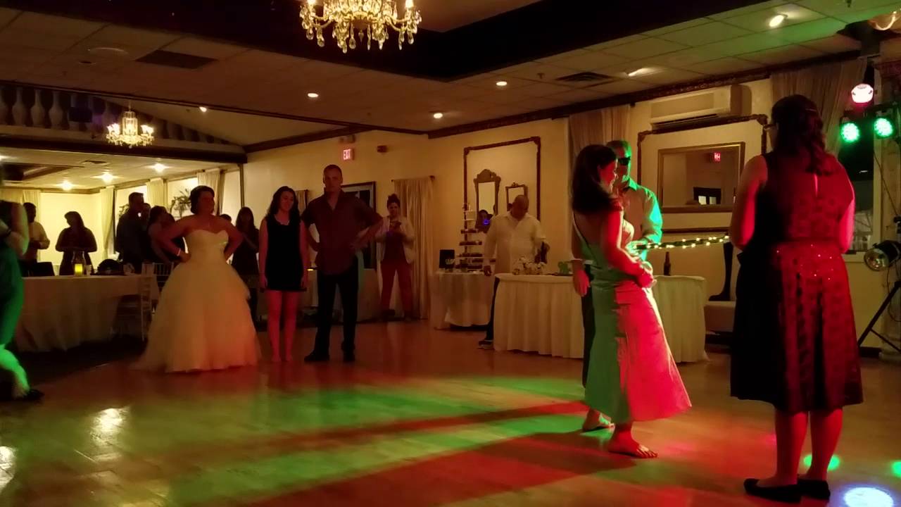 Limbo contest. - YouTube