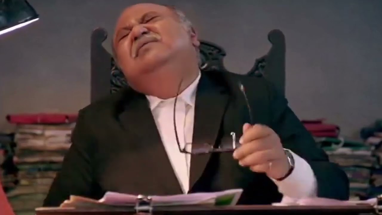 Jolly llb judge crying meme template.. - YouTube