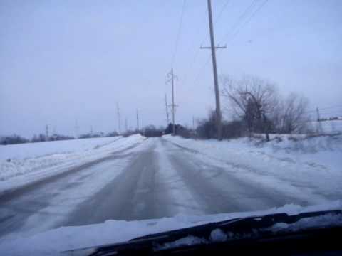 5-6 foot snow berm in rural northwest Missouri Feb 23 2010 - YouTube