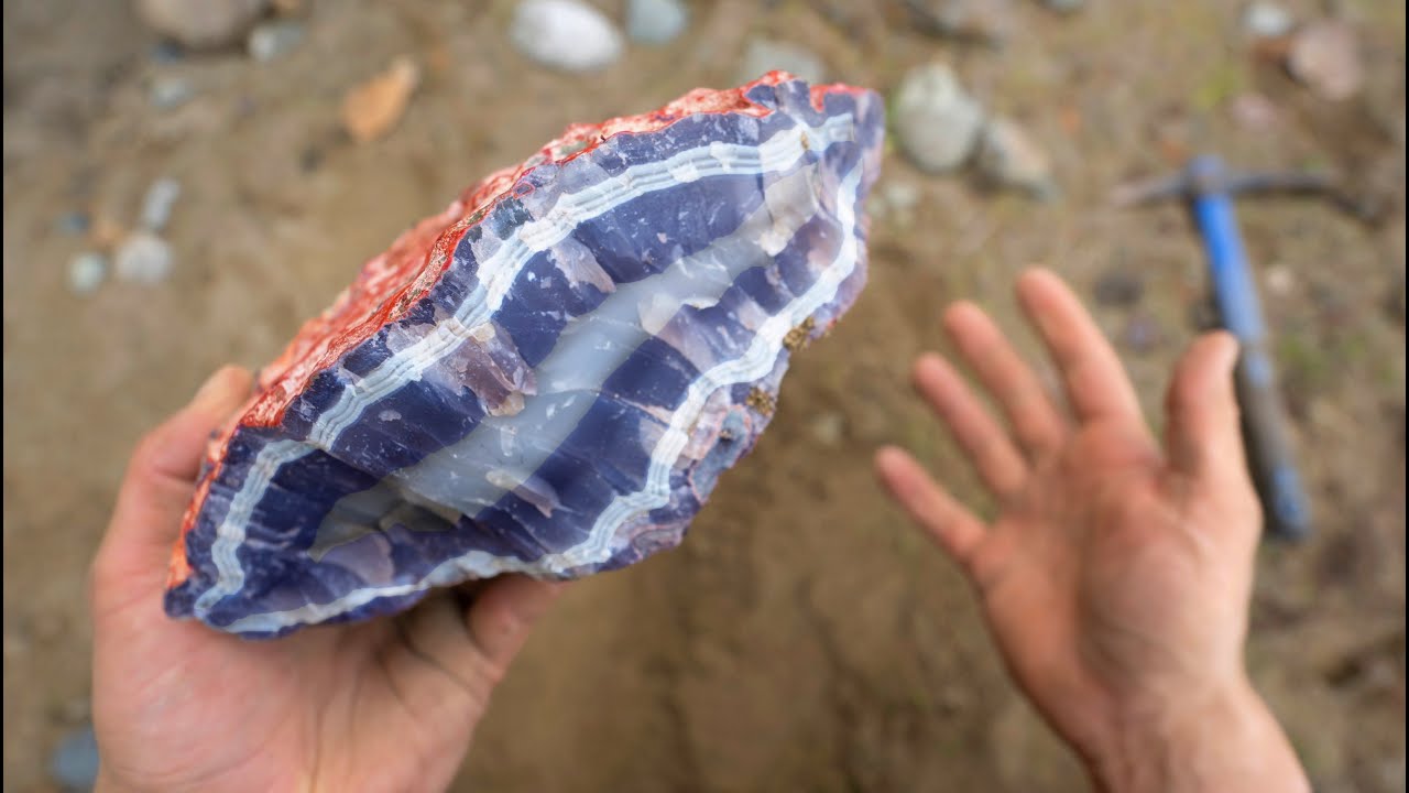 HUGE GEMSTONE EXPOSED AFTER BC WILDFIRES 🔥 - YouTube