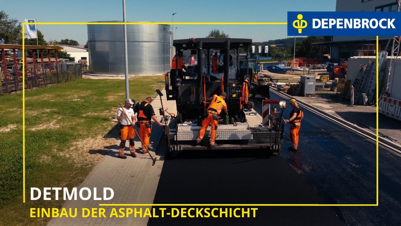 Einbau der Asphalt-Deckschicht in Detmold! - YouTube