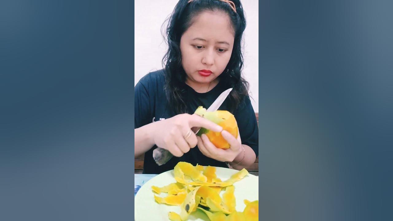 temenin mama pandu makan buah yuk.. - YouTube