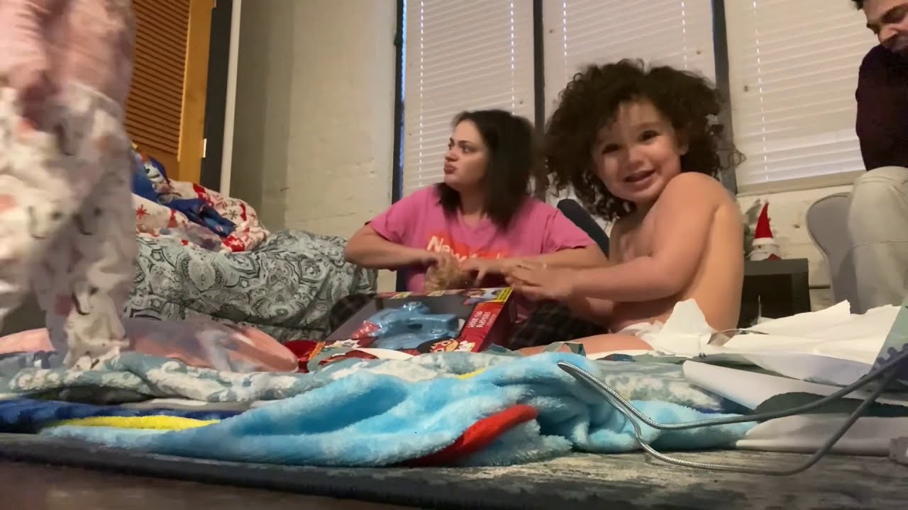 Vlogmas Day 25 Opening Christmas Presents 2020 The End Of Vlogmas