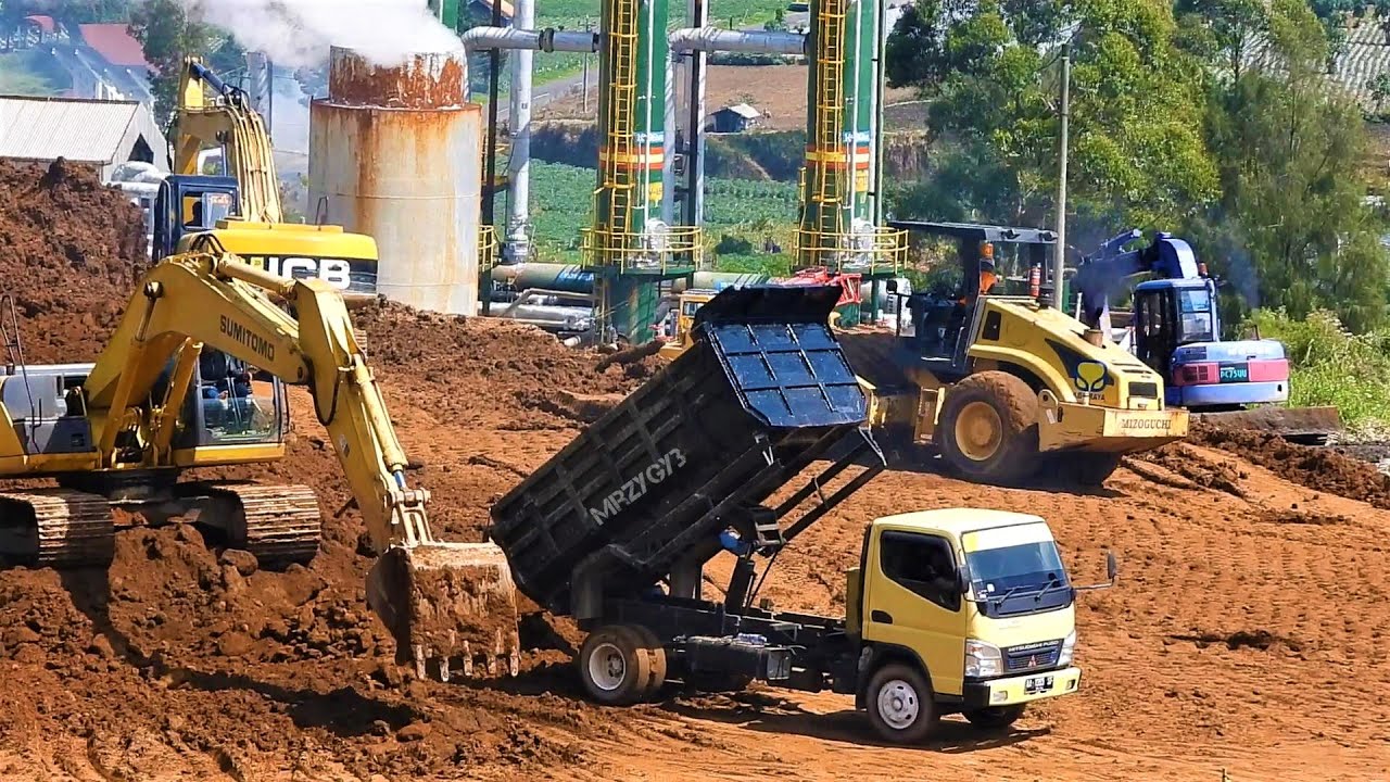 Excavators Trucks Compactors Working On The Geothermal Well Pad ...