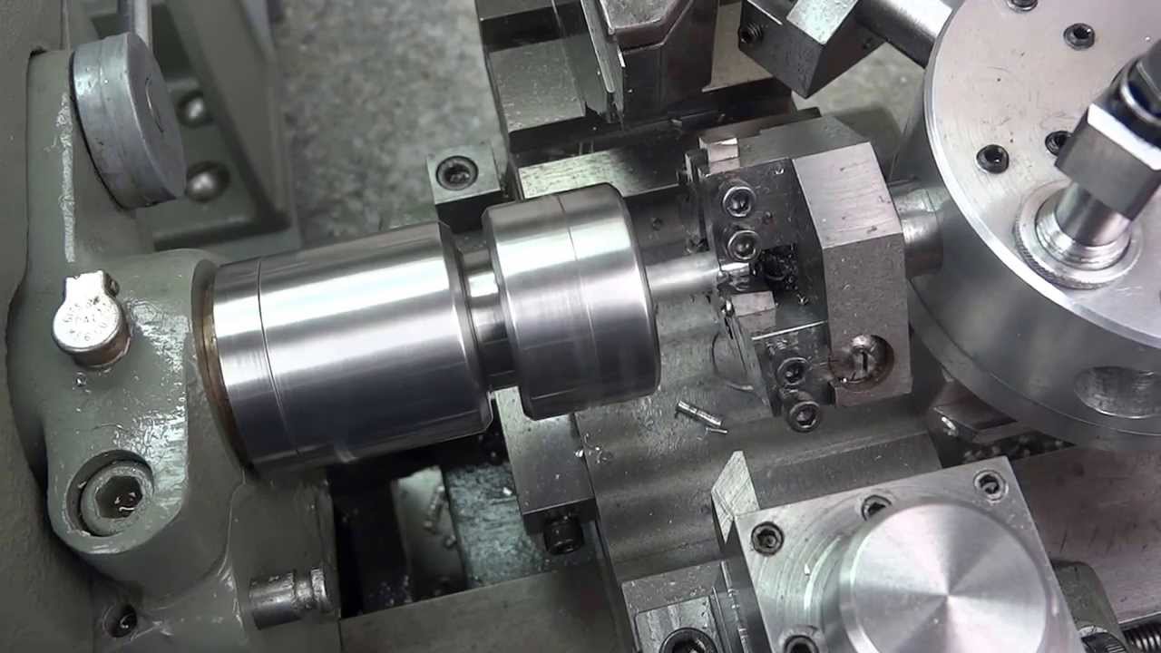 Making shoulder screw with bed turret on Atlas 6 lathe - YouTube