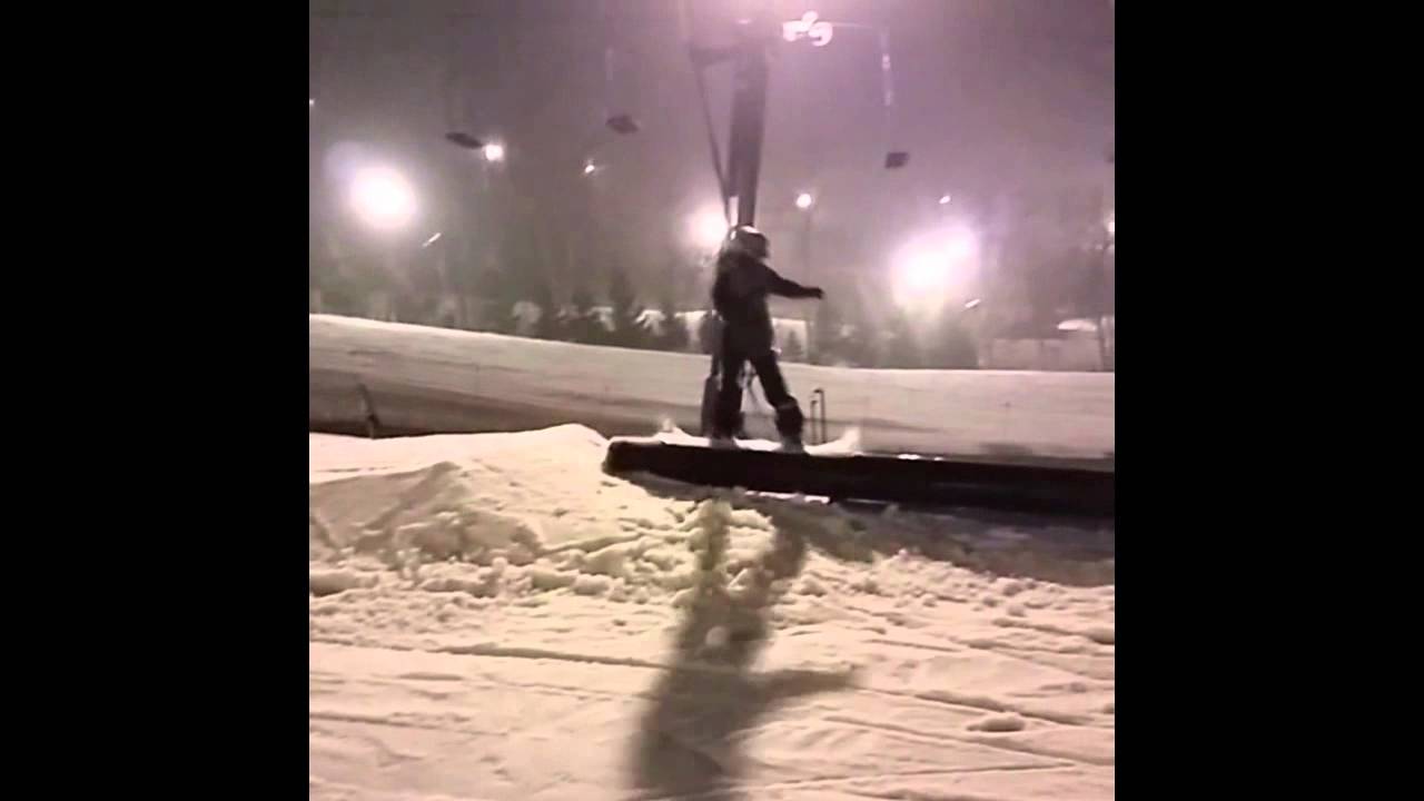 Some snowboard clips from this year - YouTube