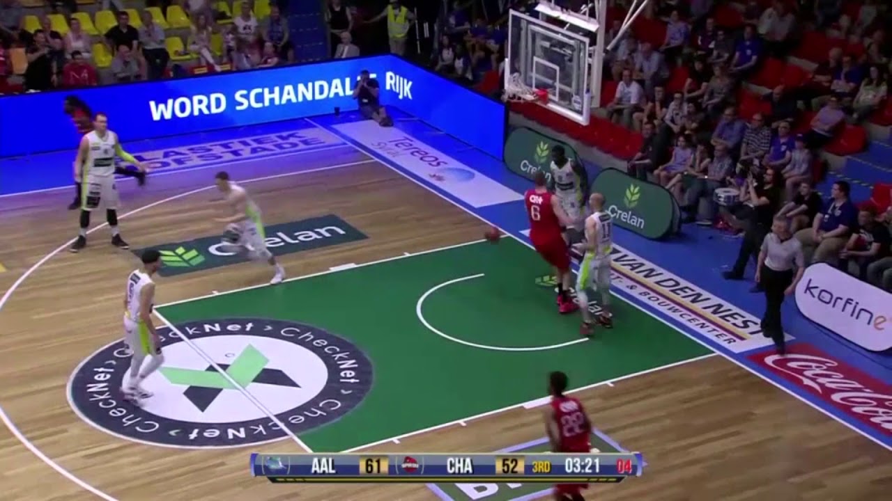 Michael Fusek dunks - YouTube