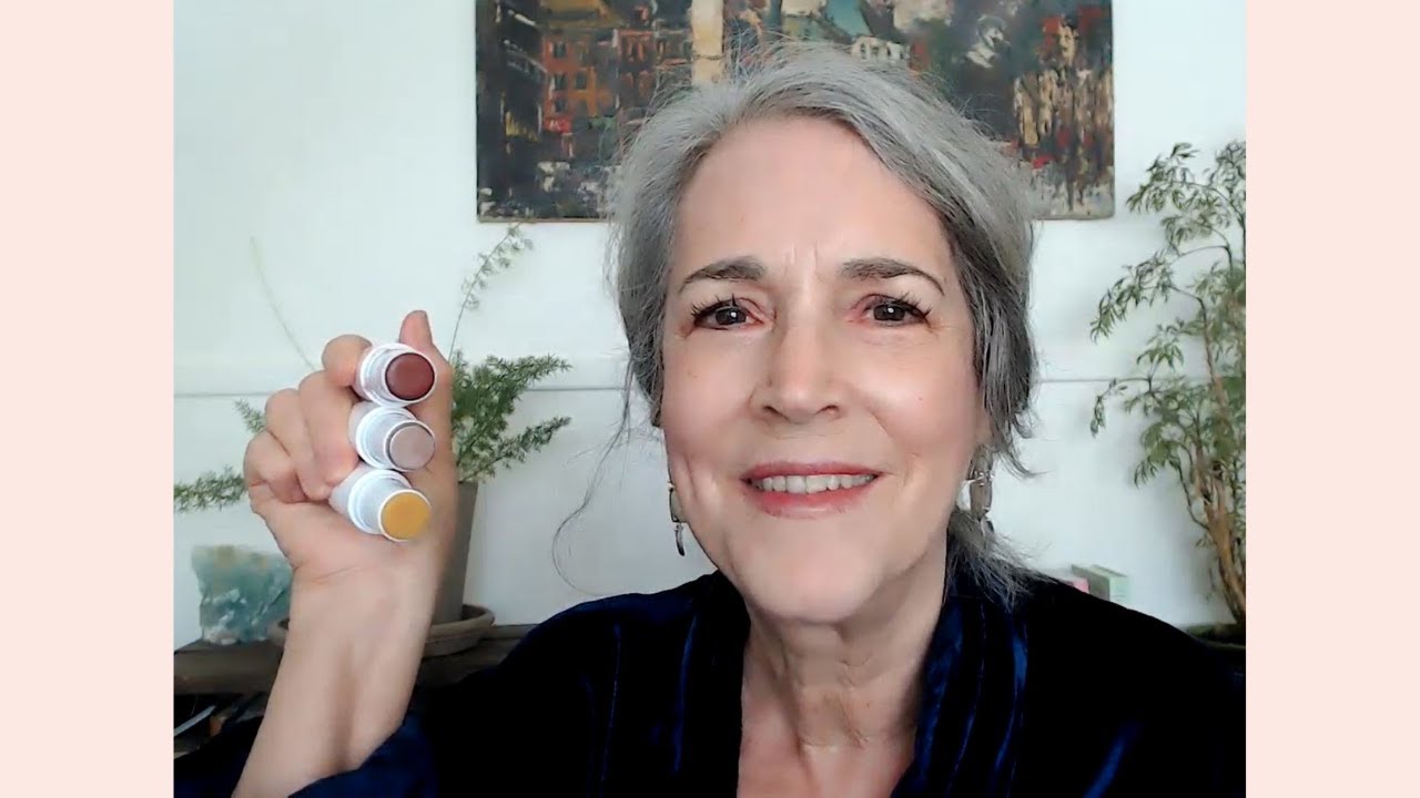 Olivia’s Morning Boom Routine for Glowing Skin - YouTube