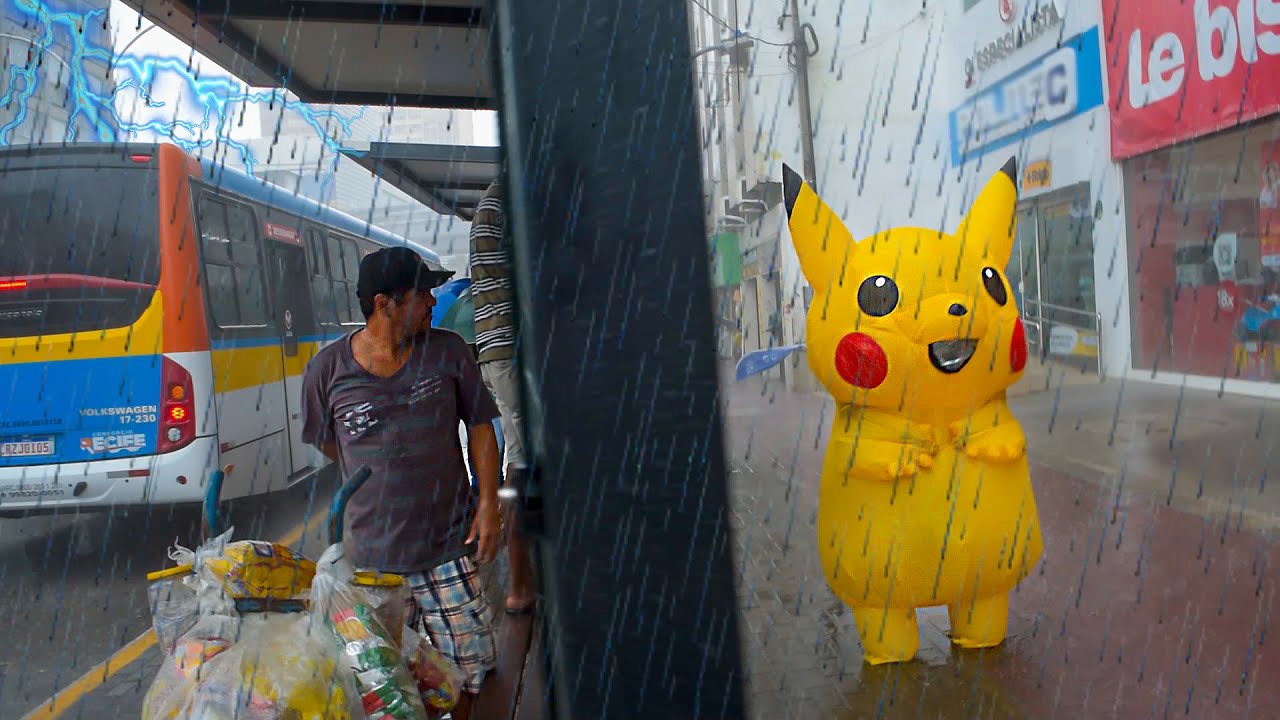 PEGADINHA - POKÉMON PIKACHU - ASSUSTANDO PESSOAS - Pokémon Pikachu ...