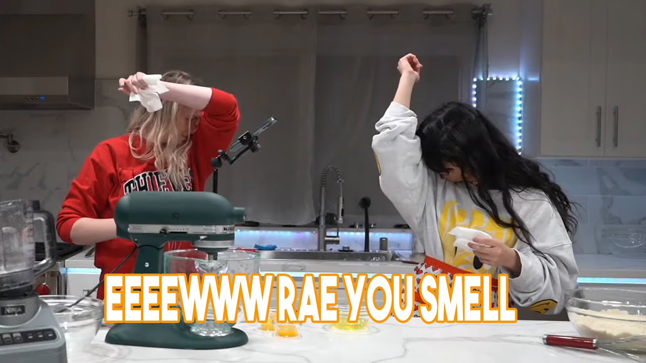 Valkyrae smells on valentines bake off - YouTube