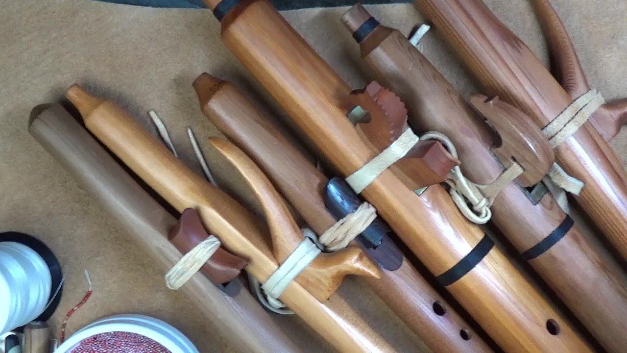 Native American Flute Song #4 / Cree Round Dance Song - YouTube