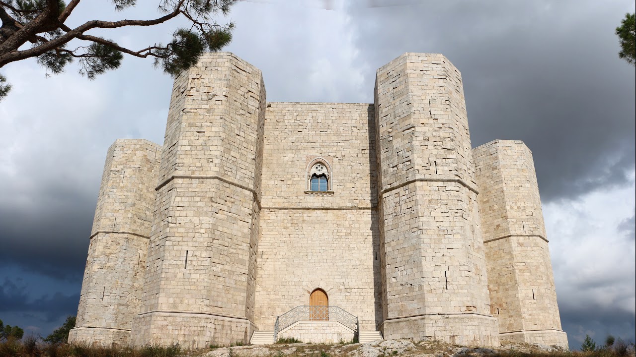 Castel del Monte, Apulia | Wikipedia audio article - YouTube