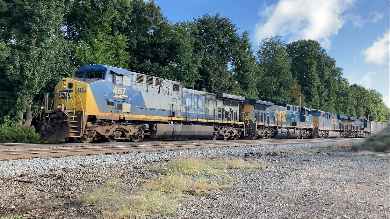 CSX L002 through Grafton on MBTA Worcester Line - YouTube