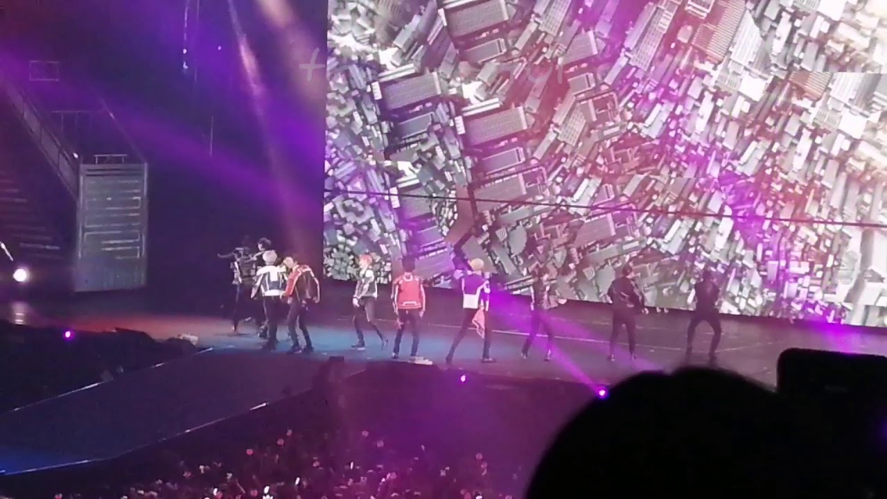 EXO Transformer Exploration 2019 in KL ️ - YouTube