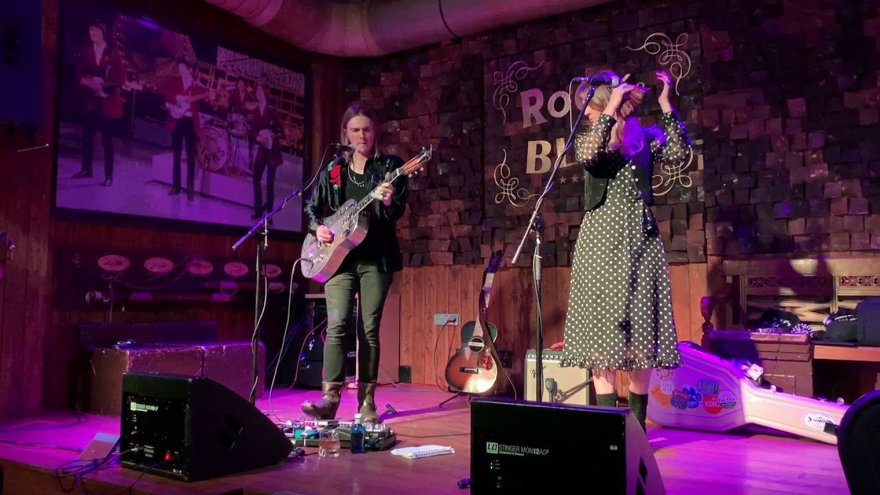 IDA MAE “Sick In love” Live Rock and Blues Zaragoza 25/9/219 - YouTube