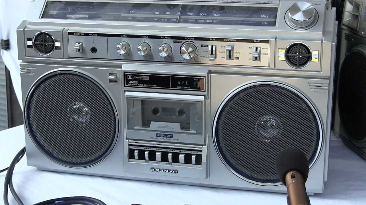 18 May 2013 Boombox Comparison Conion CRC-H58F Aiwa TPR-950 Sanyo Sony ...