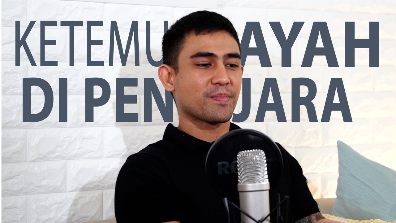 Axel Matthew Thomas - I Can Be a Hero - YouTube