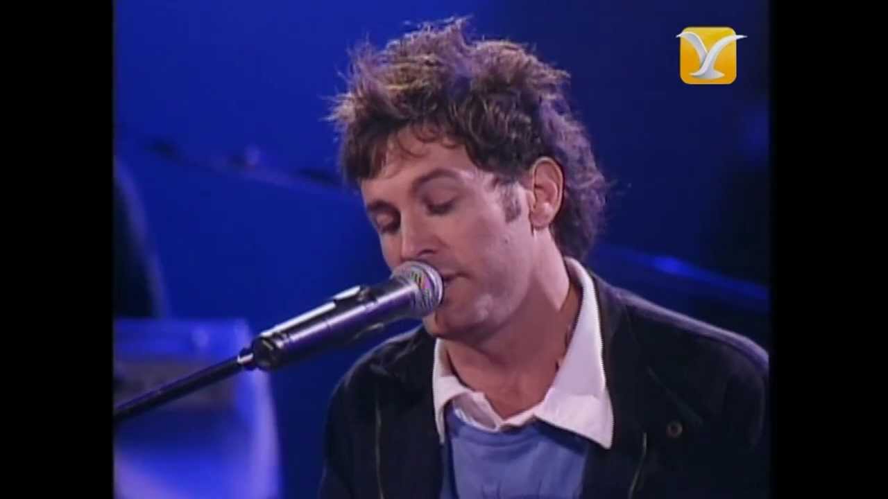 Axel Fernando, Qué Estás Buscando, Festival del Viña 2007 - YouTube