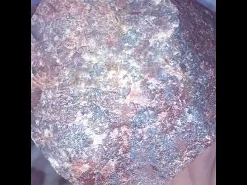 wooow kırmızı yakut safir içi şeffaf 3 kg geliyor 15.000 karat yapıyor almak isteyen mesaj atabilir