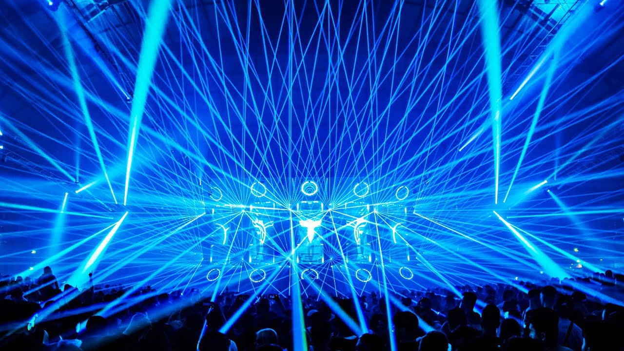 MaRLo & Feenixpawl ft. Mila Josef - Lighter Than Air (Live at ...