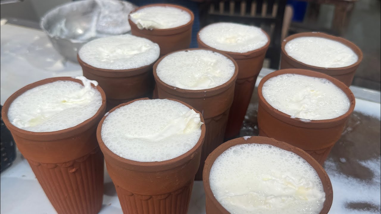 Bulk Kulhad Lassi Making 💯 || Radhey Shyam Subhash Kumar, Paharganj ...