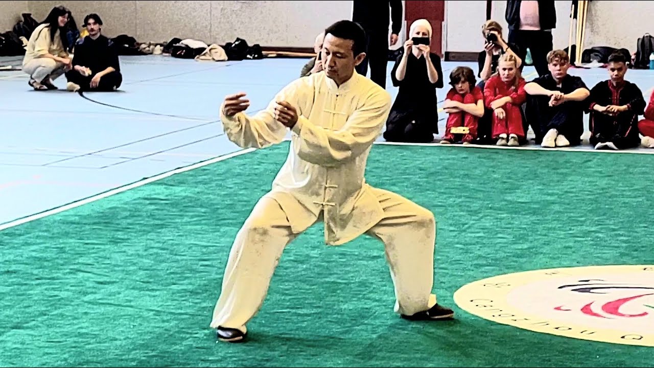 Demonstration of Chen style "Pao Chui" | Guo Shu Cup 2023 - YouTube