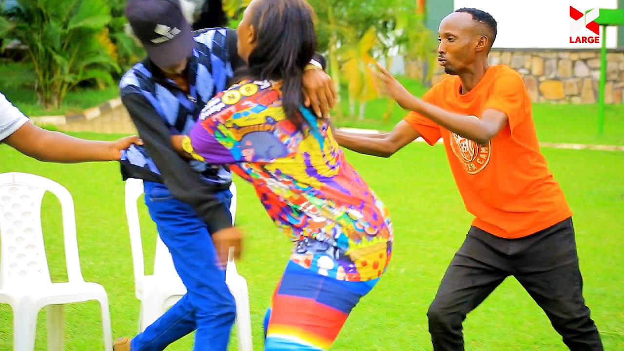 INYOMBYA ije yanyoye tunuri mukiganiro ikora amabara😂/LIZA na YAKA ibyo ...