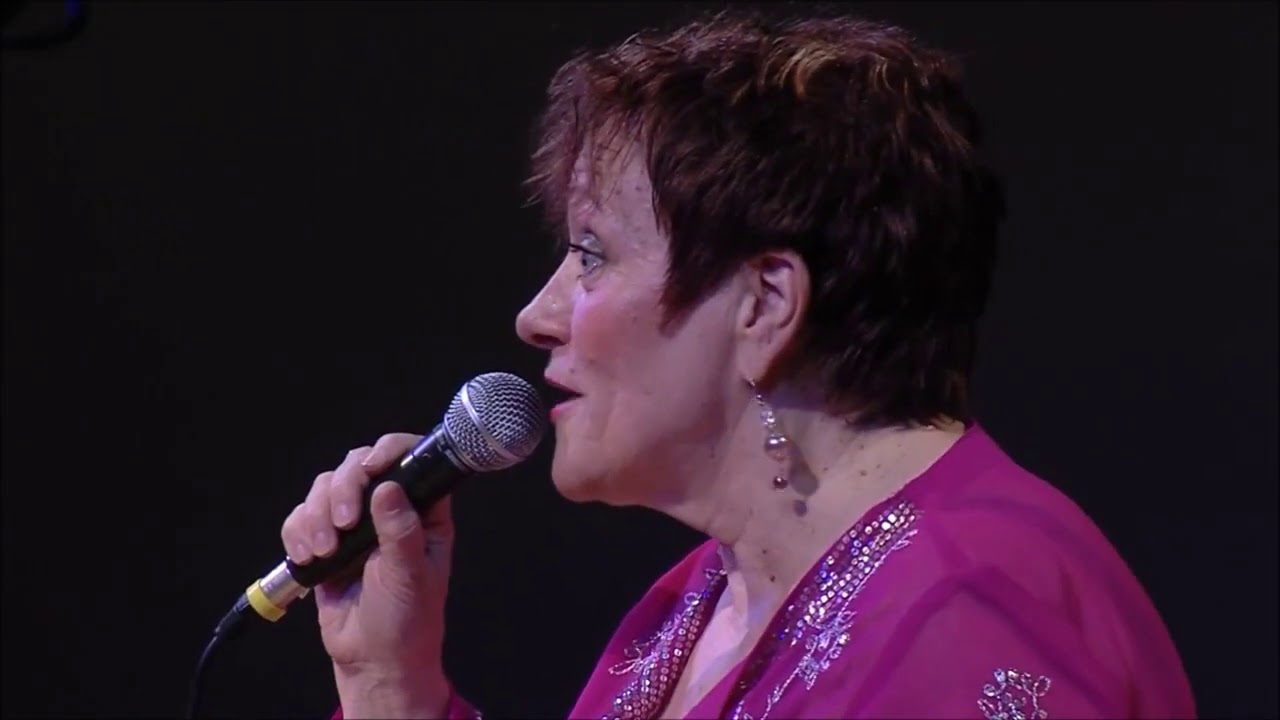 Silvi Vrait - Unknown Song.3 (Live in Juubelikontsert) - YouTube