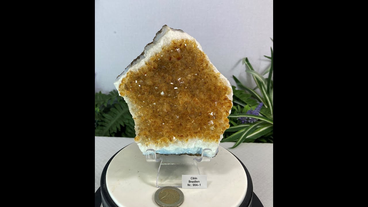 Citrin Stufe aus Brasilien, 613 Gramm - YouTube