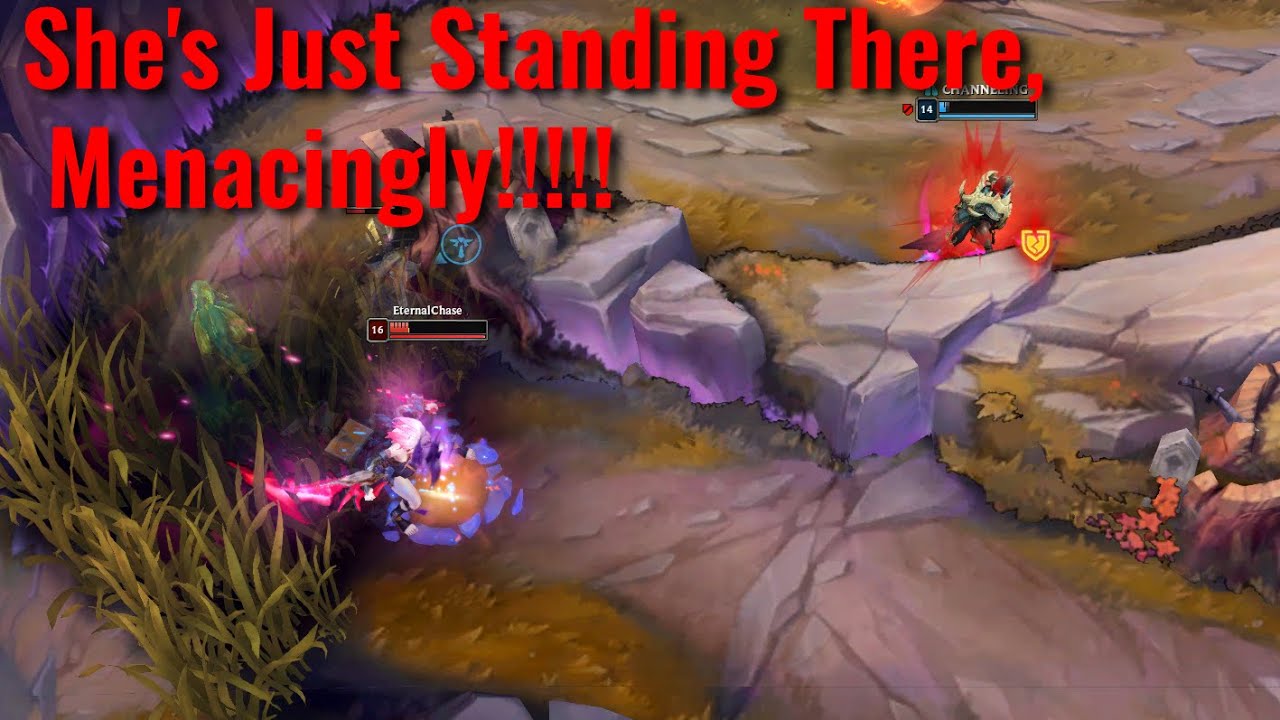 A nice bug where Briar's R The ULTIMATE hits Pyke and focuses a trap!!! - YouTube