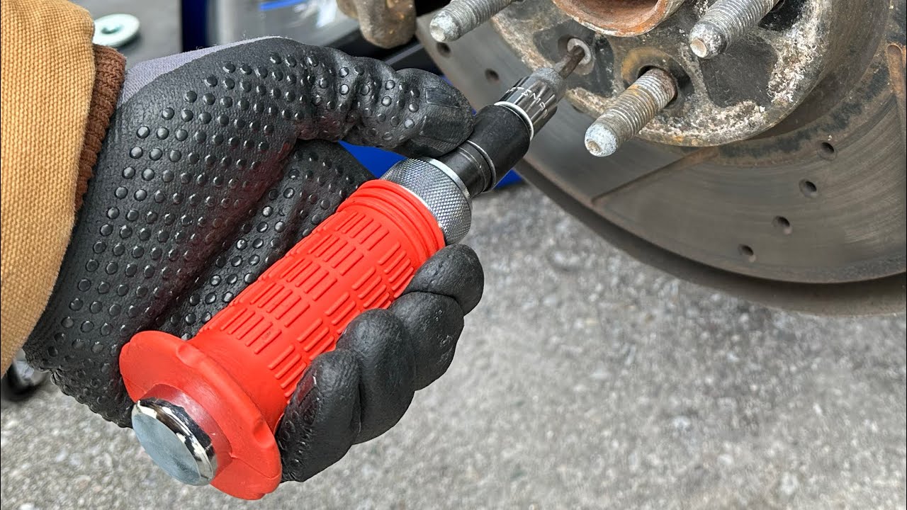 How To Use A Manual Impact Screwdriver To Remove Seized Screws - YouTube