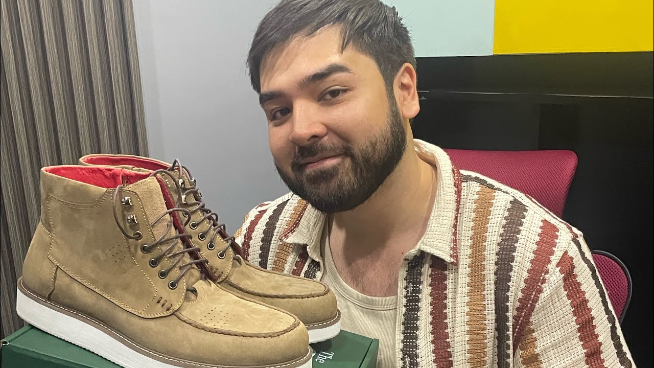 Andre Paras unboxes his custom fit boots! - YouTube