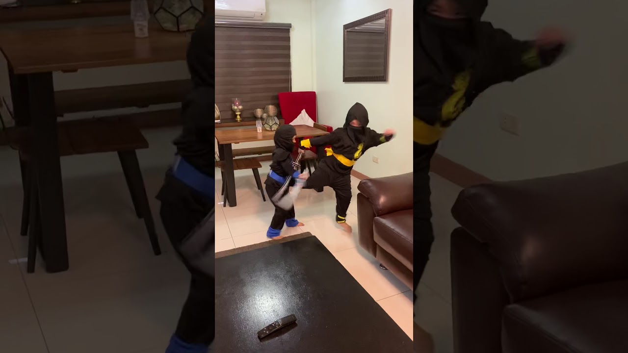 Ninja Travis and Thomas - YouTube