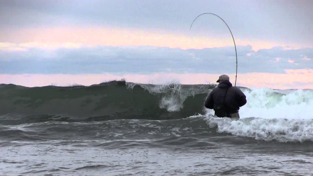 fly fishing the white water - YouTube