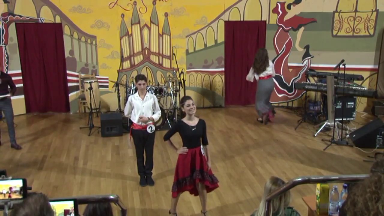 BALUL BOLOCILOR 2017 LICEUL DE ARTA BALASA DOAMNA TARGOVISTE PARTEA 1 ...