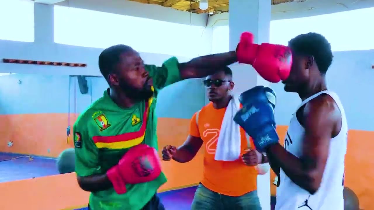 Bande d'annonce ( MOUGOU saison 2 ) - YouTube