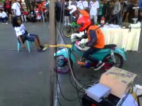 Drag bike honda c70 surabaya 2015 - YouTube